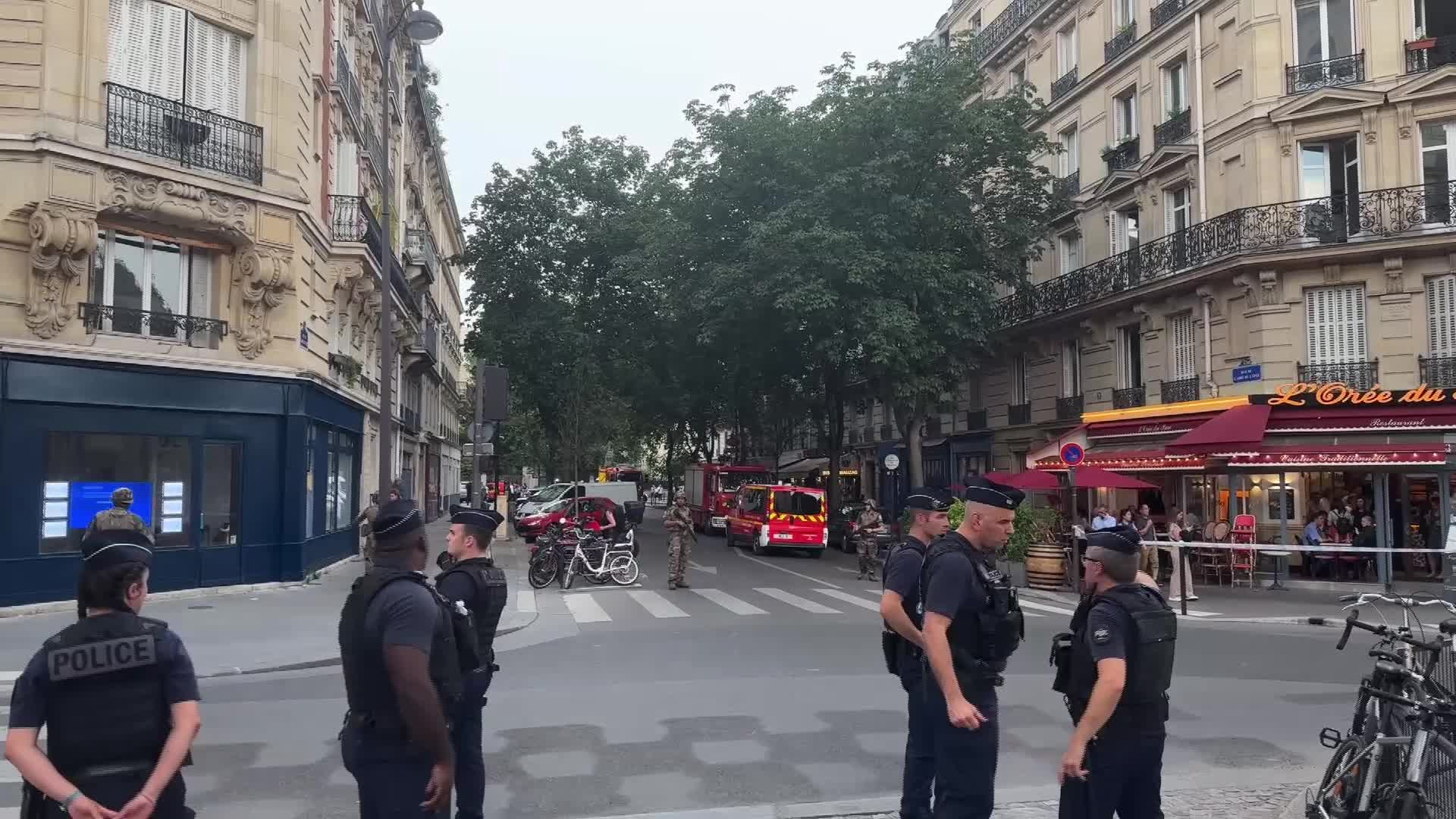 Explosion à Paris La Façade Dun Immeuble Effondrée 21 06 2023